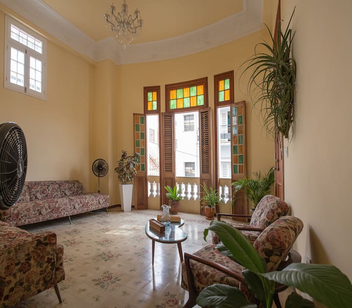 4 Bdr Home In Centro | Rooftop With Skyline | Wifi -