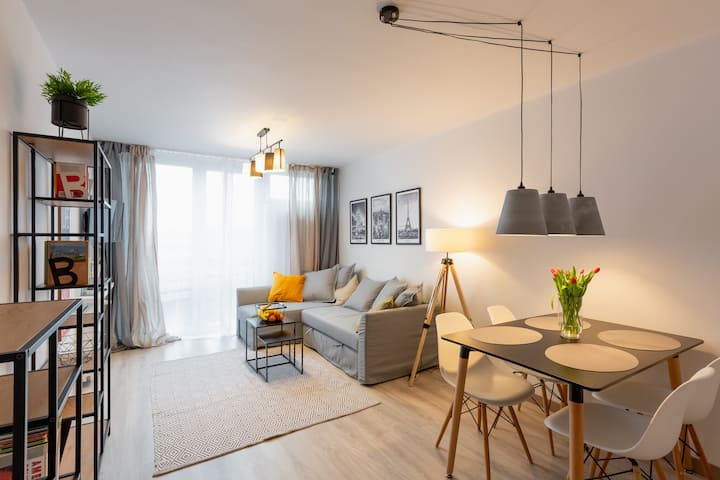 Comfy Place In The Heart Of Warsaw. Biz&travel. - Warsaw