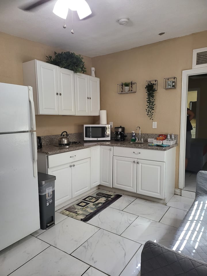 Lovely Efficiency In The Heart Of Las Vegas! - Las Vegas, NV