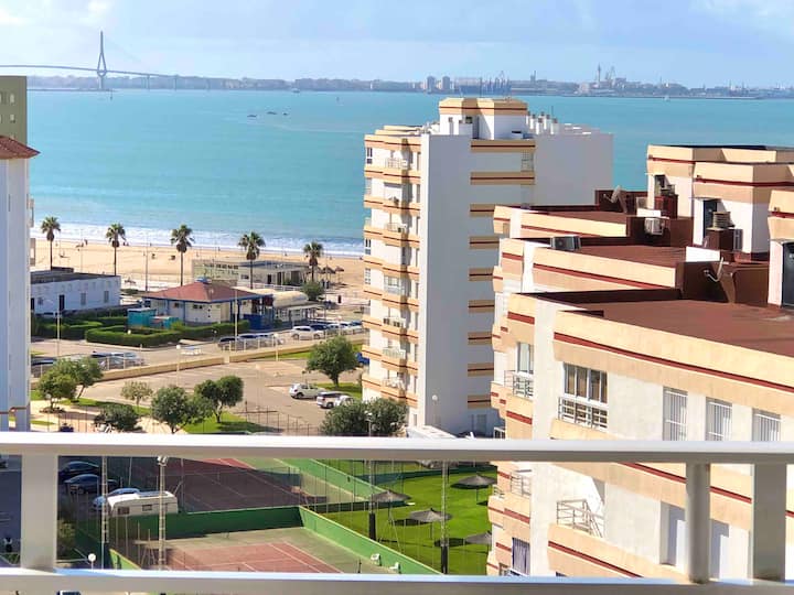 Frente Al Mar, Piscinas, Vistas, Valdelagrana - Cádiz