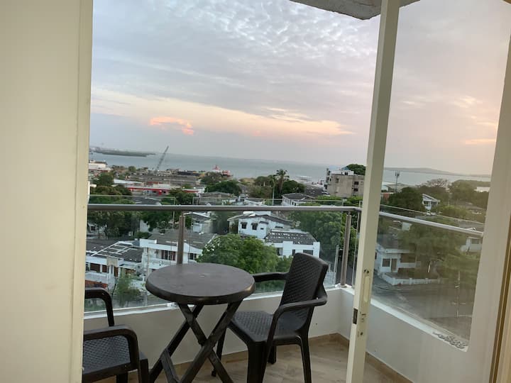Encantador Apartamento Con Excelente Ubicación. - Cartagena