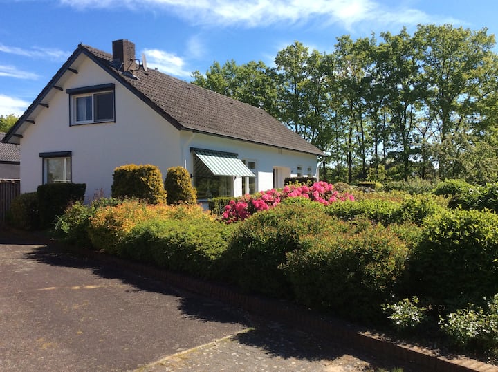 Bed & Breakfast Valkenberg In Lomm - Velden