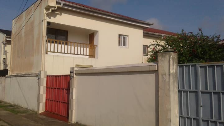 Studio éQuipé Dans Résidence Privée à La Sablière - Gabon