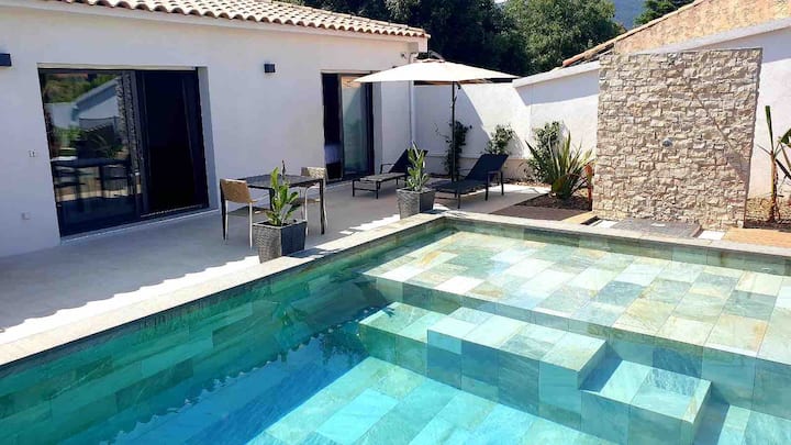 Lodge Provençal Pour Couple Avec Piscine Et Spa - Aubagne