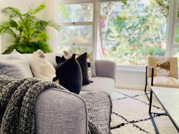 Renovated Charming & Cozy House (Walk To Station) - Gordon