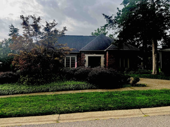 Derby Dream House - Louisville, KY