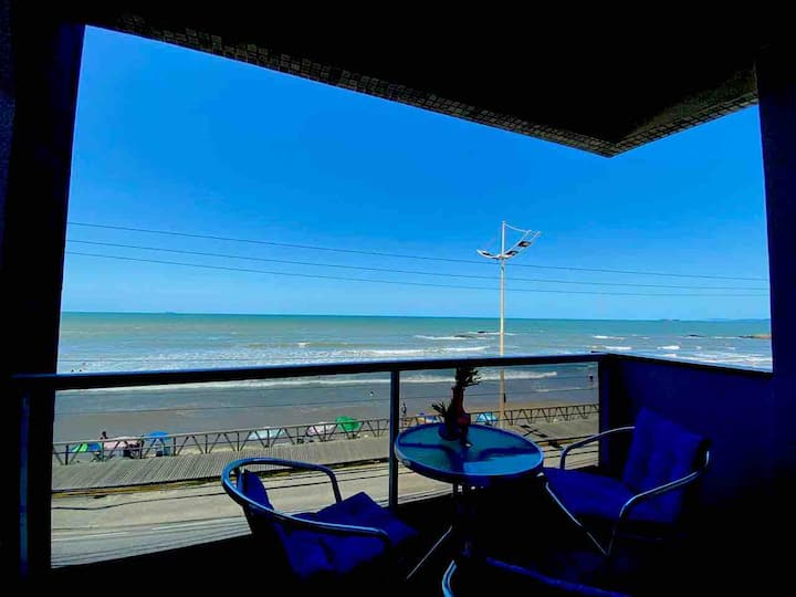 Apartamento Gravatá/navegantes Frente Para O Mar - Navegantes