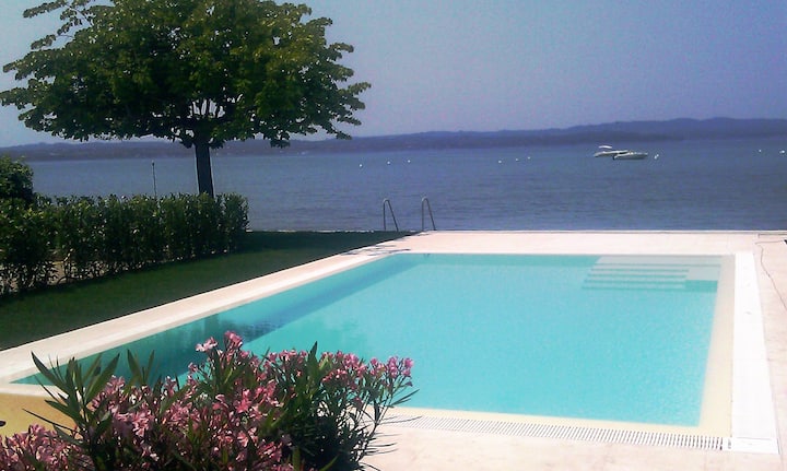 Next To The Center, Pool, Nice View, Clima - Sirmione