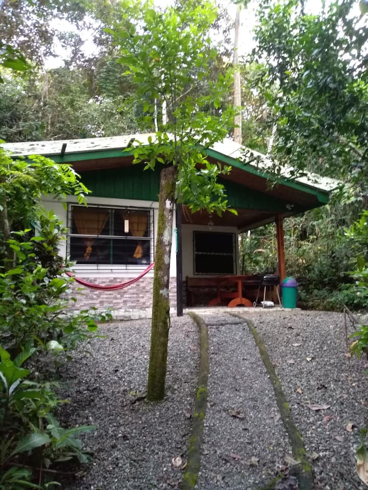Jolly' Jungle Villa - Costa Rica