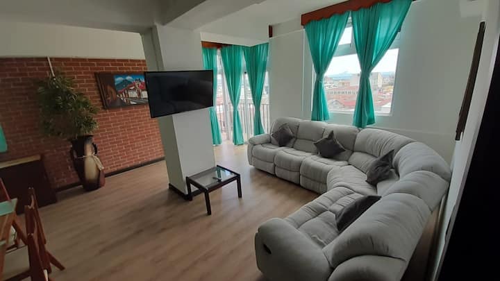 Apto. Espléndido En Centro Histórico - Con Parqueo - Ciudad de Guatemala