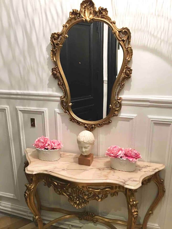 Apartment Jardin Du
Luxembourg Grand Piano - Paris