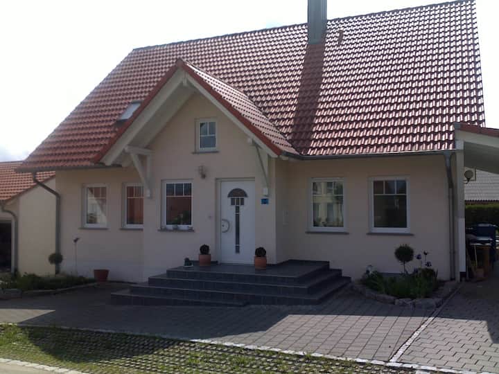 2-zimmer Mit Du/wc Im Gartengeschoß - Pfullendorf