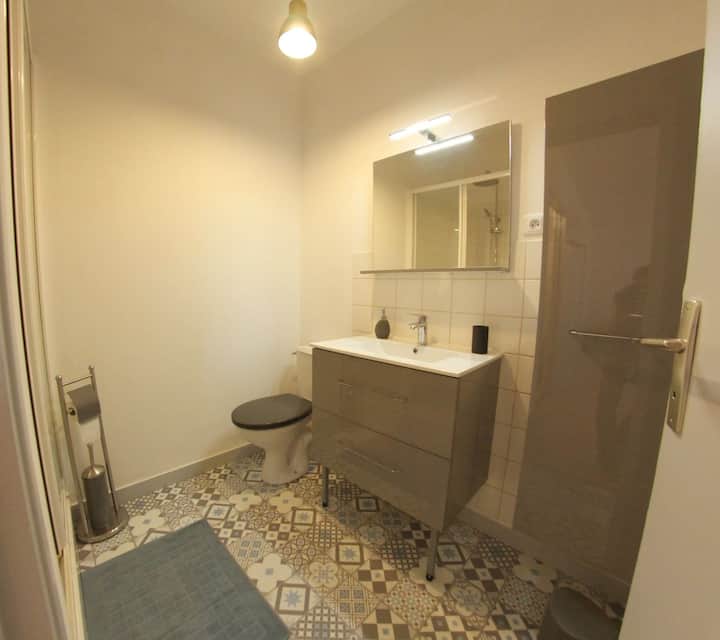 Studio Hyper Centre Lorient - ibis Lorient Centre Gare