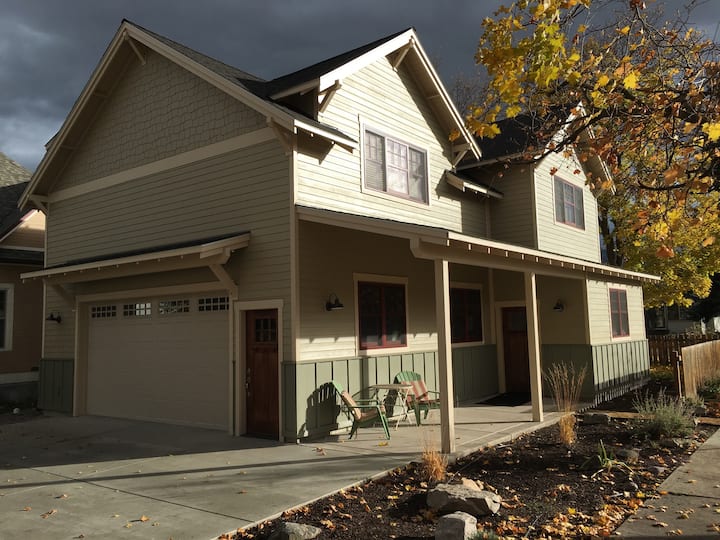 Hickory St Hideaway - Missoula, MT