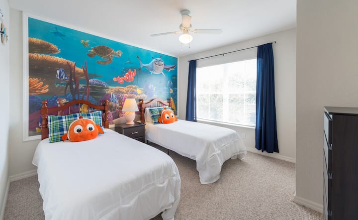 Beautiful 4br Townhouse/townhome  Close To Disney - Kissimmee