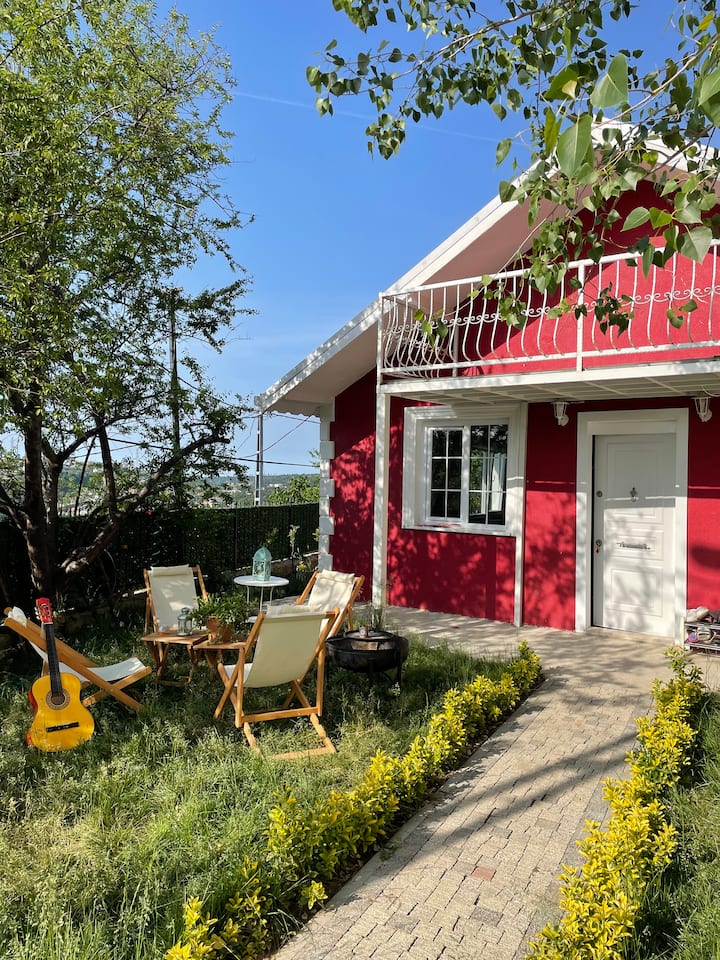 İStanbul Sarıyer Denize Yakın Müstakil Bahçeli Ev - Beykoz