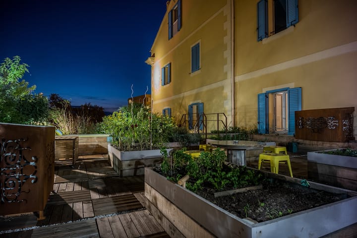 Bastia:un Séjour Convivial Avec Service Hôtelier ! - Bastia