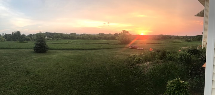 Pleasantview Valley Country Family Home - Elkhart Lake, WI