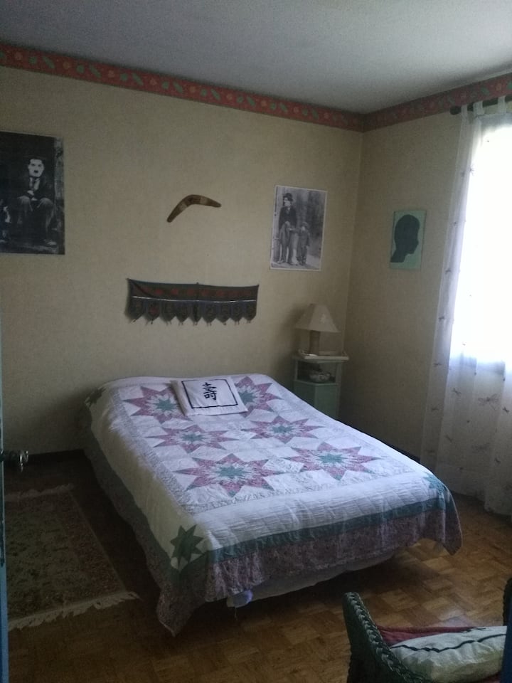 Chambres Chez L'habitant Dans Maison Avec Jardin - Vinsobres