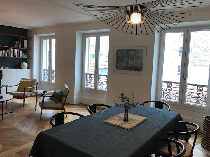 Appartement 50m2 Plein De Charme Aux Batignolles - Porte de Clignancourt