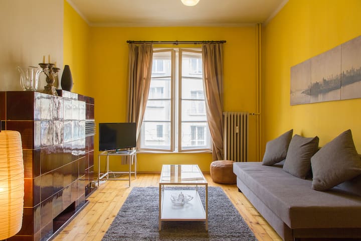 Vintage Apartment In Central Sofia - Sofia