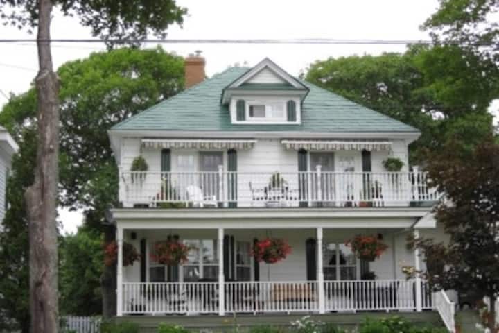 Teamac Manor - New Glasgow