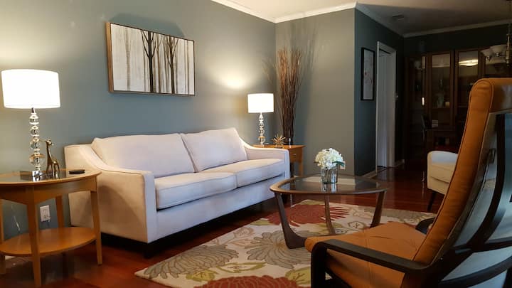 Mid-century Gem Perfect For Exploring Austin - Austin, TX