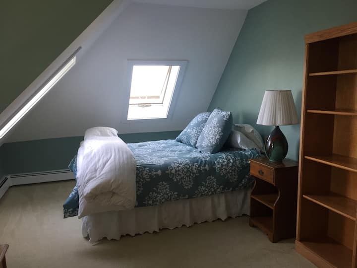 Windsong - Third Floor Suite-oceanfront Victorian - Hull, MA