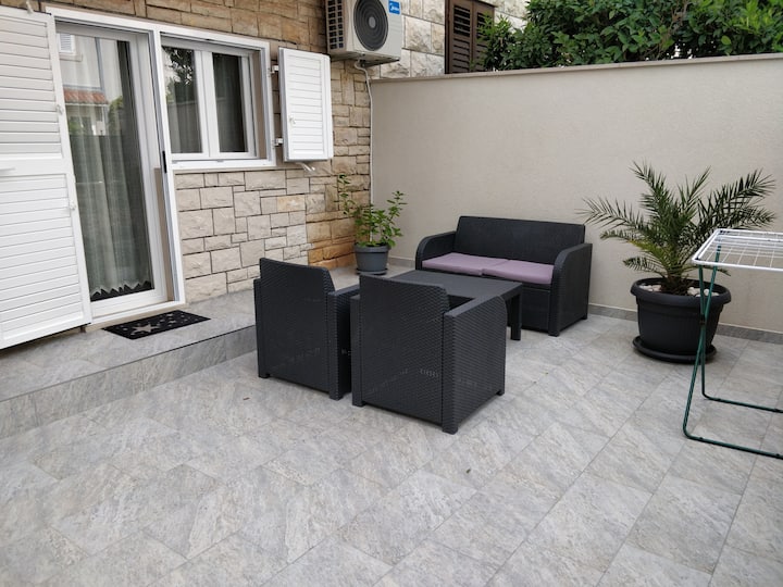 Studio Apartman Leo - Supetar