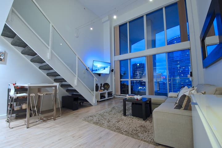 Penthouse Loft In The Heart Of Downtown Vancouver - バンクーバー