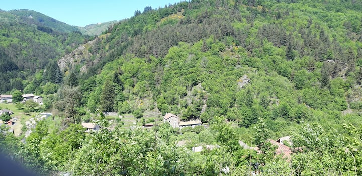 Location Vacance Au Coeur De L'ardeche - Le Cheylard