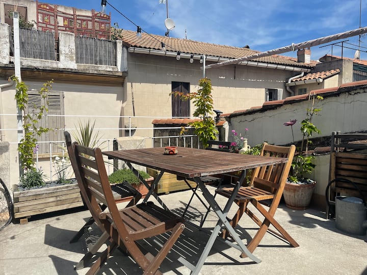 Terrasse Et Sérénité Dans L'intra-muros ! - Le Pontet