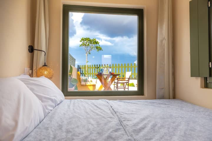 A Cozy Nest In The Traditional Village Of Mesaria. - Santorini