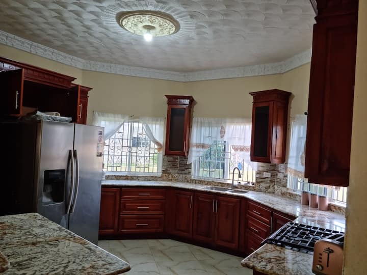 Spacious 3 Bedroom, In Gated Property St Catherine - ジャマイカ