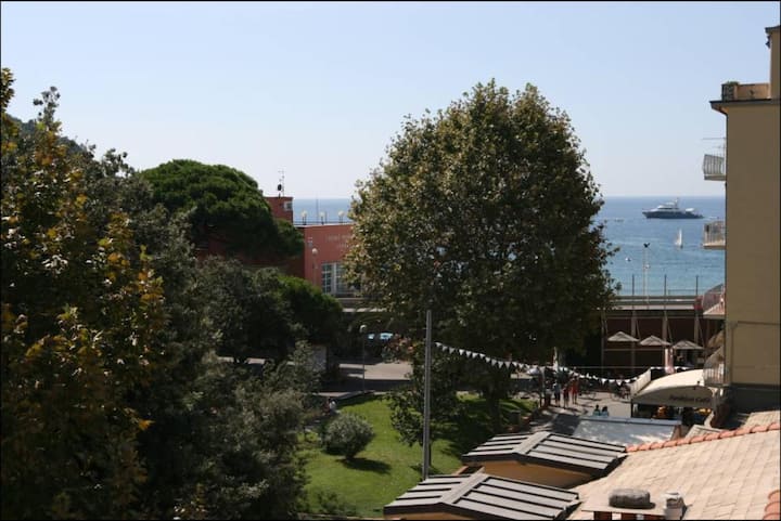 Deliziosa E Ariosa Mansarda Nel Cuore Di Levanto - Levanto