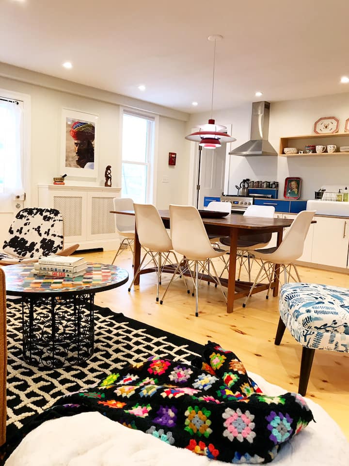Lush Lower Warren Street One-bedroom, Open Kitchen - Hudson, NY