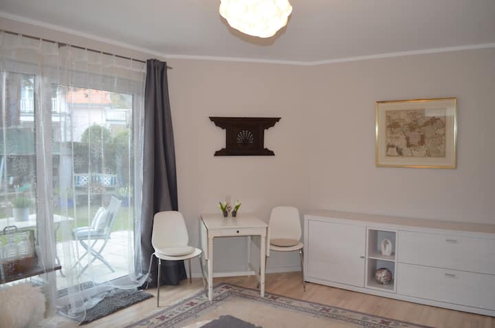 2-room Flat, Kronberg, 1-4 Pers.,15km To Frankfurt - Eschborn