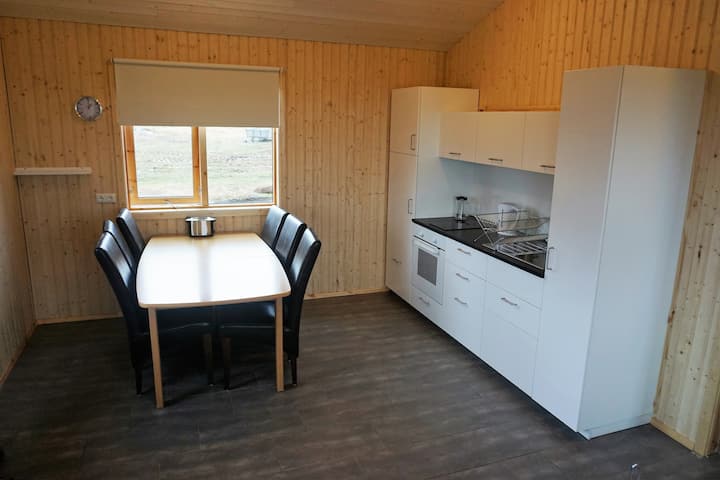 Middalskot Cottages Apt. 2b, South Iceland. - Islândia