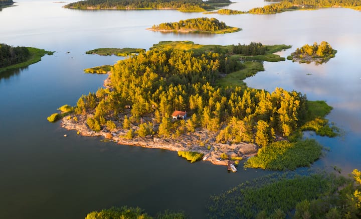 Privaatti Saari / Private Island - Uusikaupunki