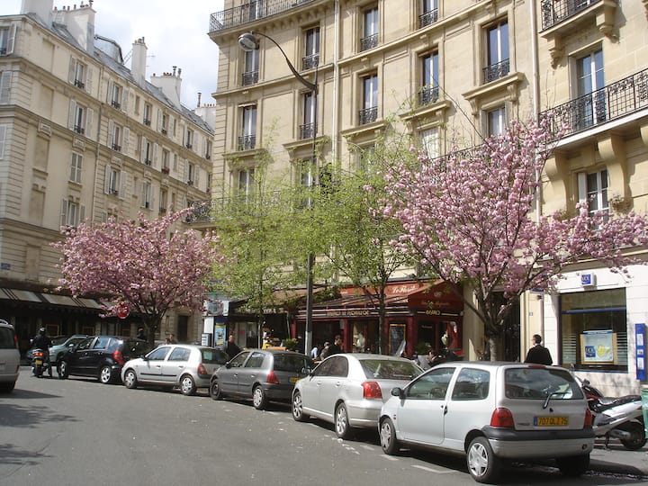 Renovated And Authentic Paris 2bd - Paris