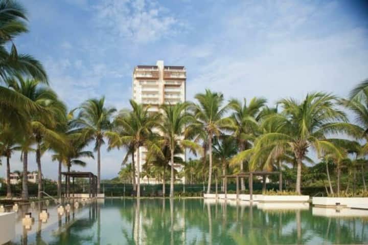 Frente Al Mar, Manzanillo, Colima, México. - Manzanillo, Colima, Mexico