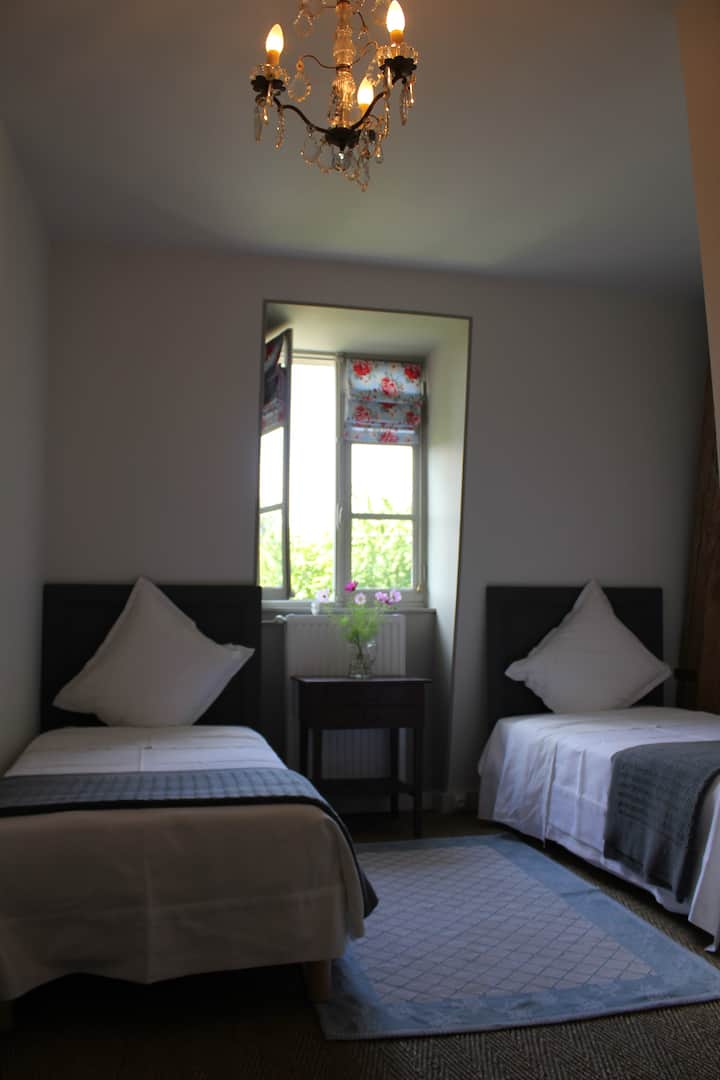 Family Suite French Manor House - La Souterraine