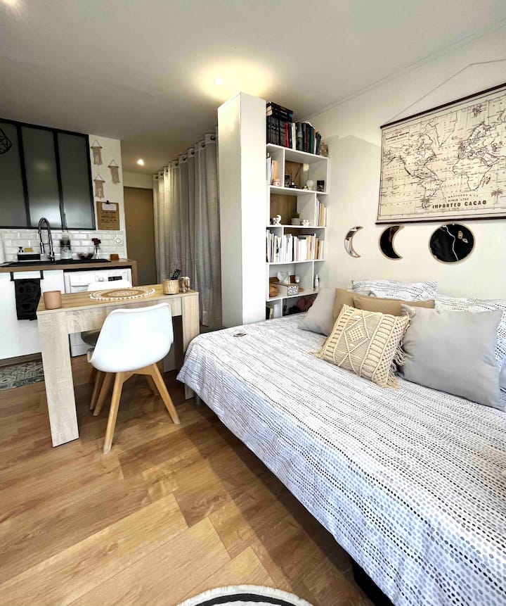 Agréable Studio, à 600 M De La Plage De Carnoles. - La Turbie