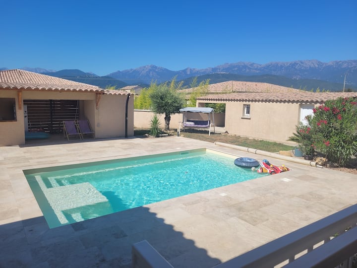 Maison Familiale Avec Piscine Chauffée Et Clim - Plage De Ghisonaccia