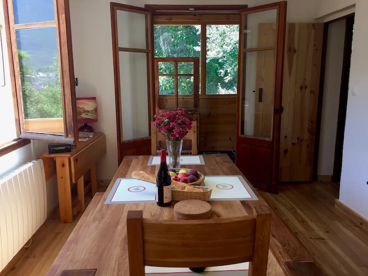 Renovated Chalet In Briançon - Briançon