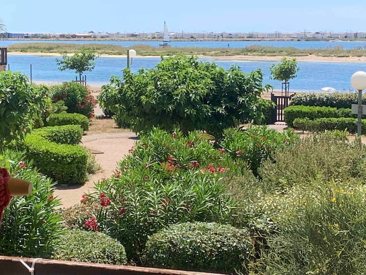 A La Plage Du Grazel Vue Chalets De Gruissan - Gruissan