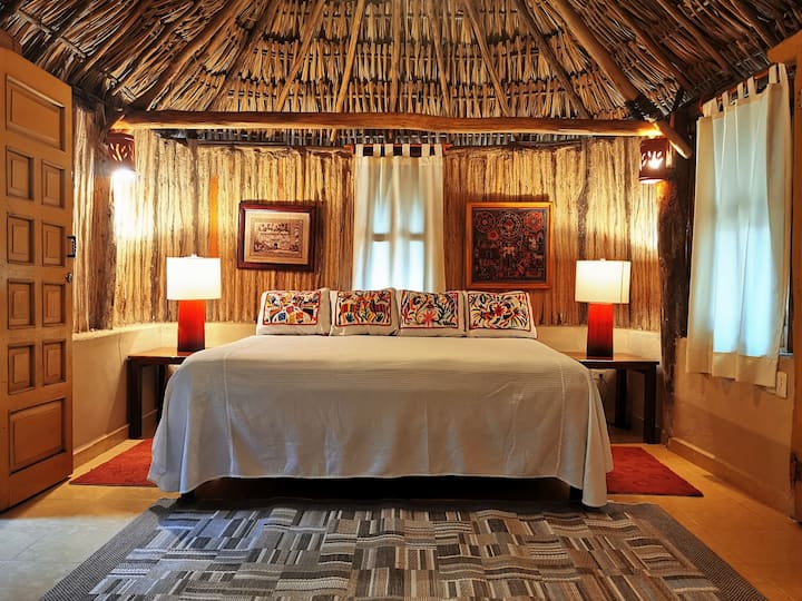 Hotel Casa Quetzal. Casita Maya - Valladolid