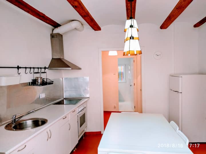 Valencian Dreams Of The Proletariat Central Market - Alboraya