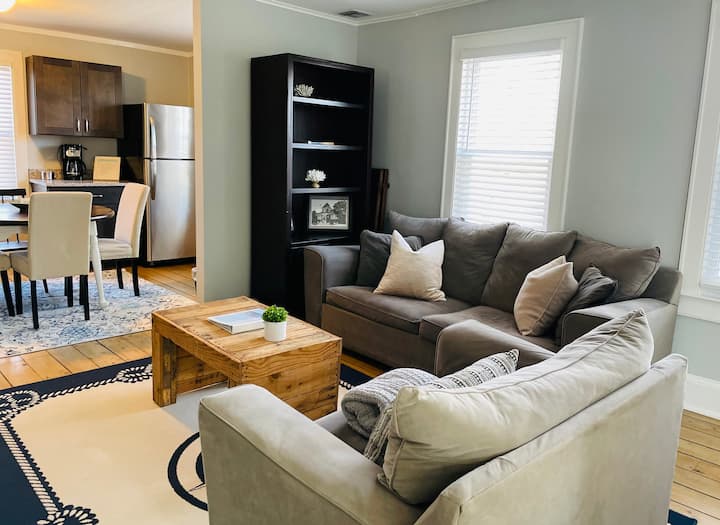 Greenport Village View - Walk Downtown 2br/1ba - Greenport, NY