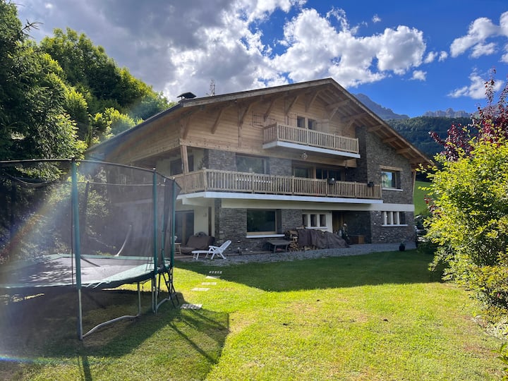 Appartement 80m2 Au Calme, Proche Centre Ville - Ibis Budget Sallanches